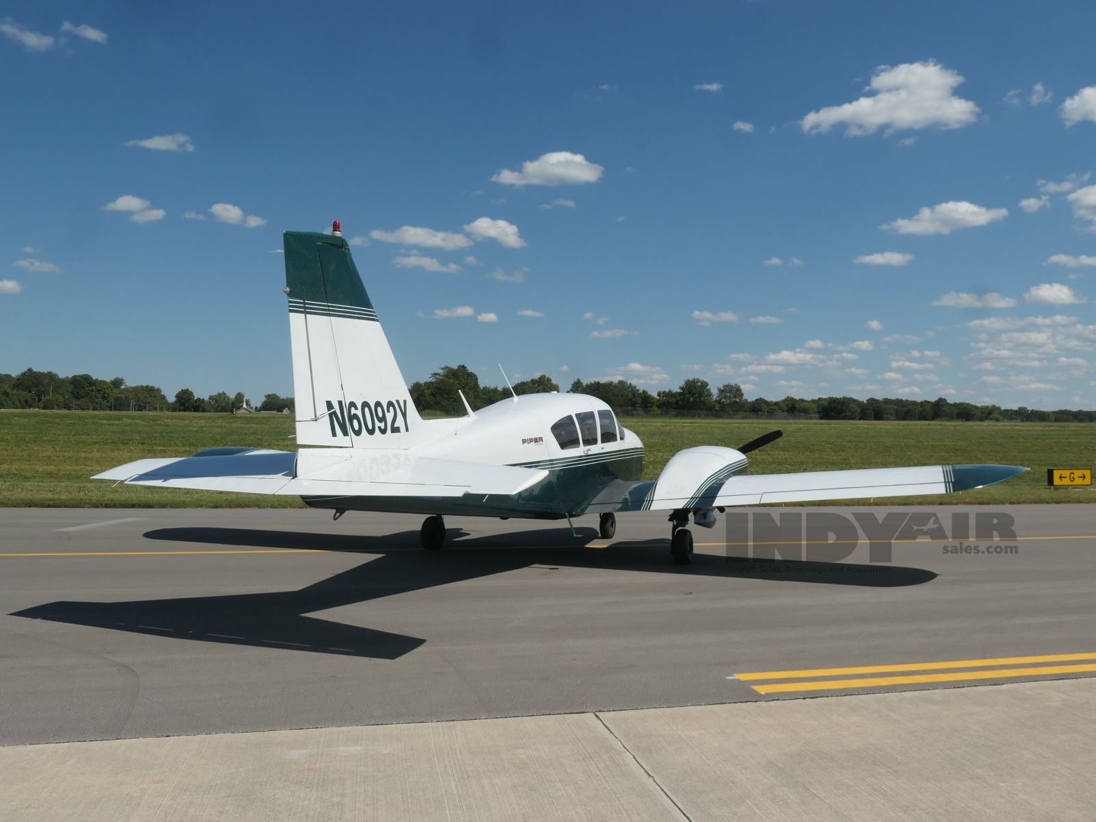 Piper Aztec C - N6092Y - Aircraft For Sale - Indy Air Sales