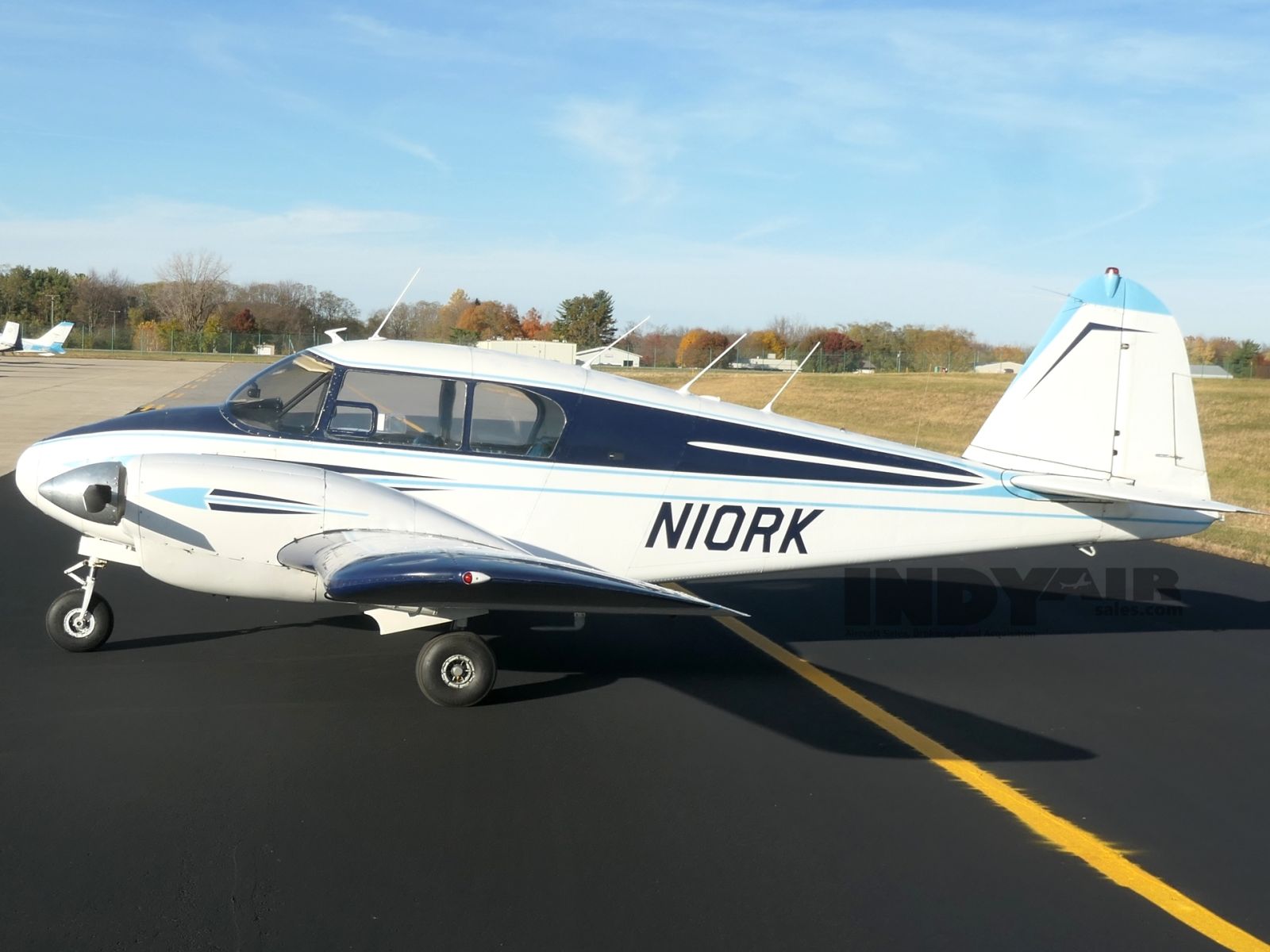 Piper Apache - N10RK - Aircraft For Sale - Indy Air Sales