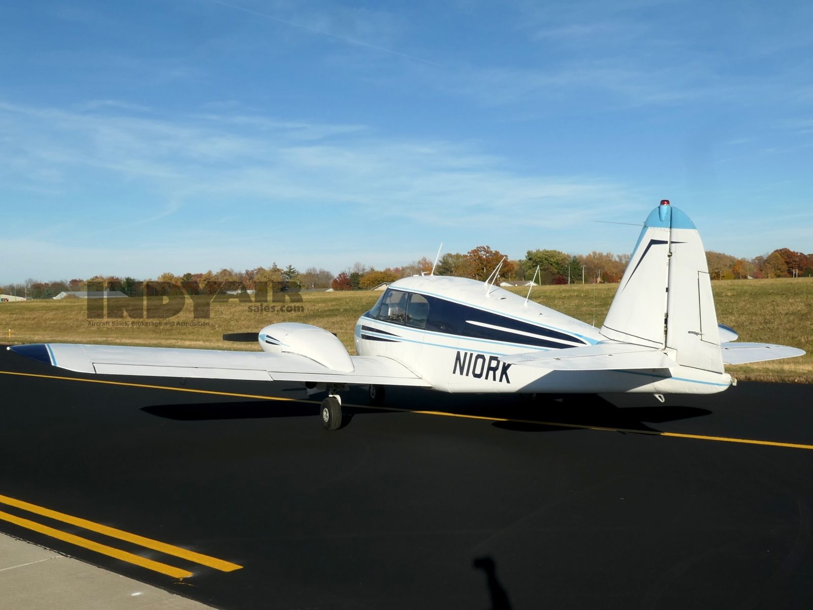 Piper Apache - N10RK - Aircraft For Sale - Indy Air Sales